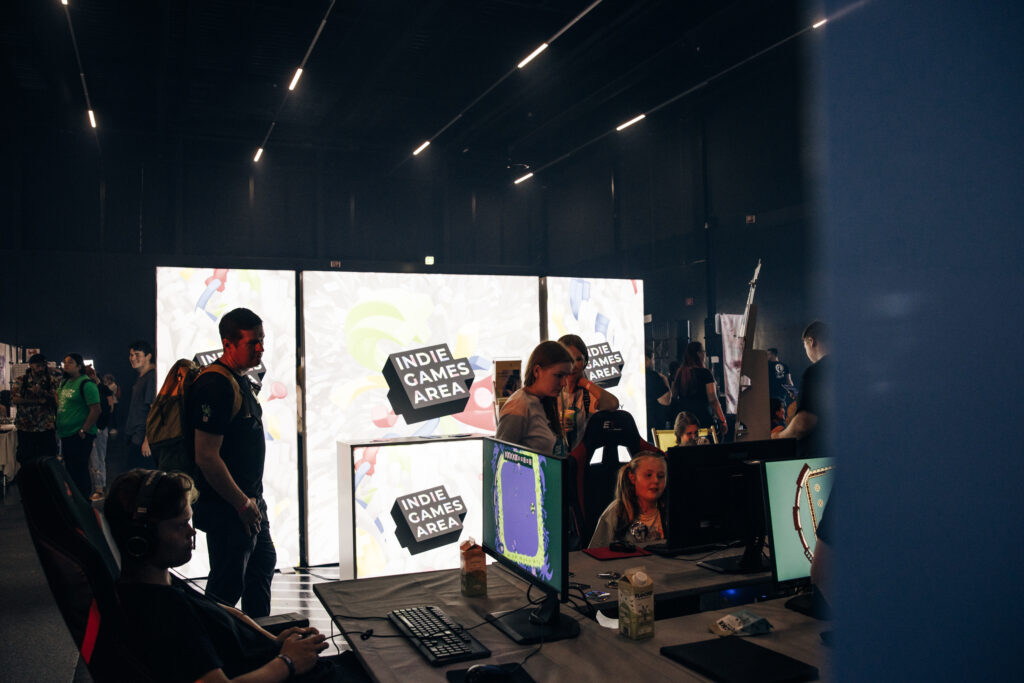 Indie Games Area – LEVEL UP